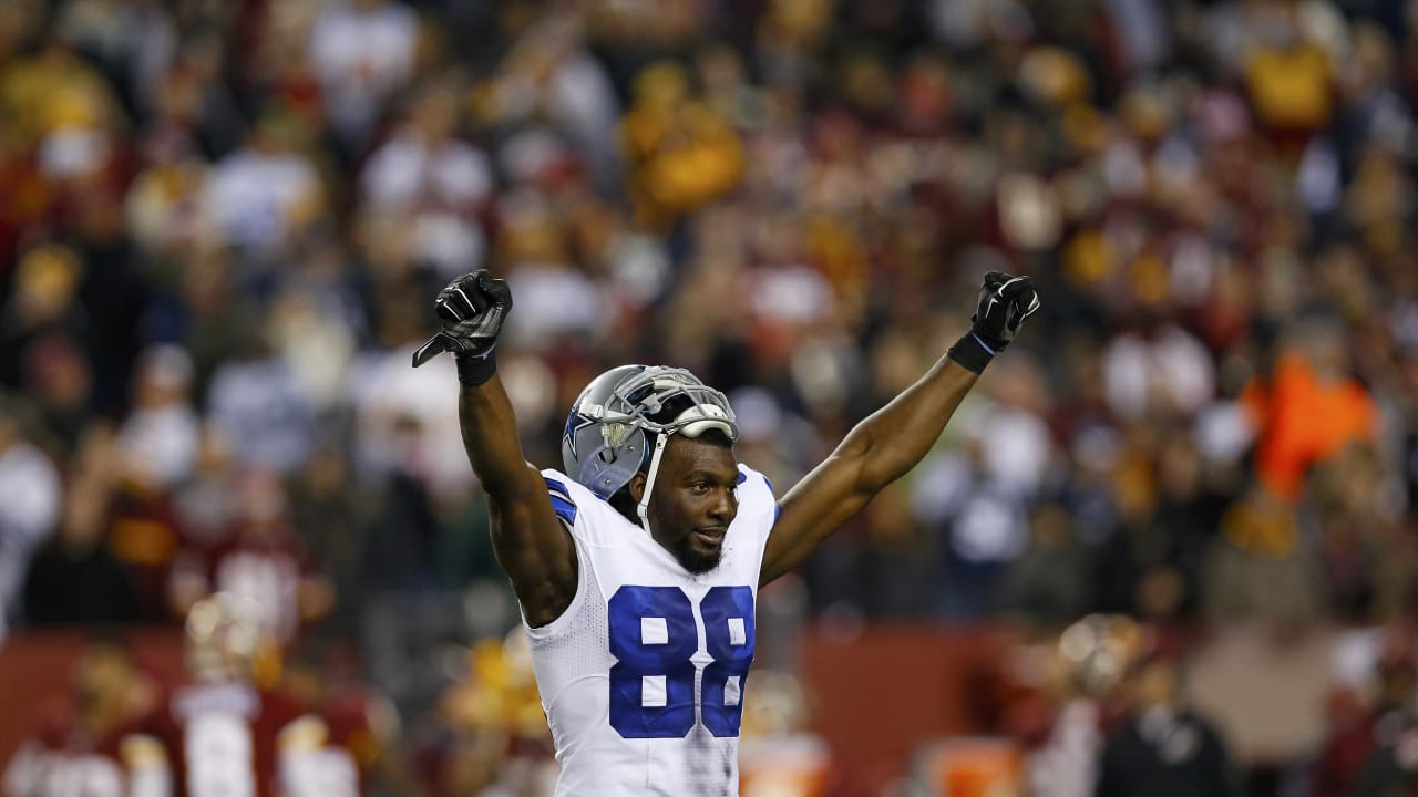 Despite Frustrating Season, Dez Still Focused On Finding Wins