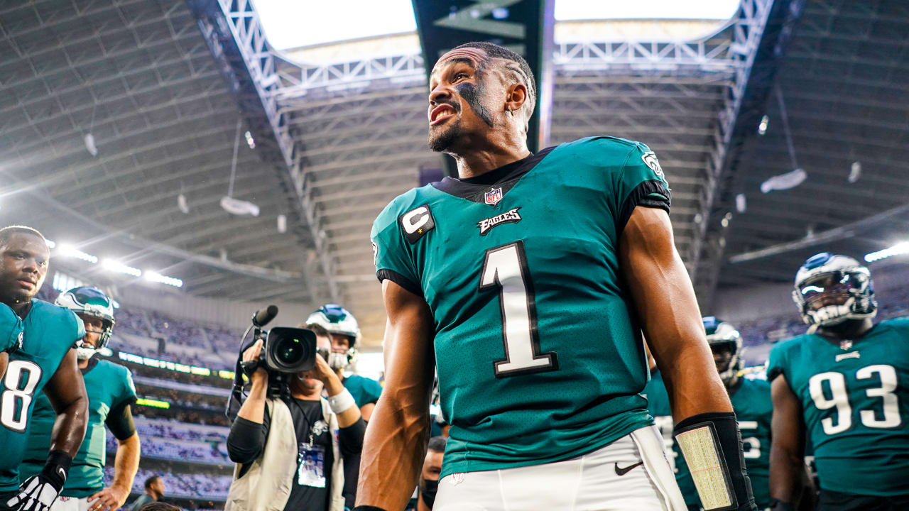 McCarthy on Hurts Injury: ‘Be Ready for Both QBs’ McCarthy on Hurts Injury: ‘Be Ready for Both QBs’