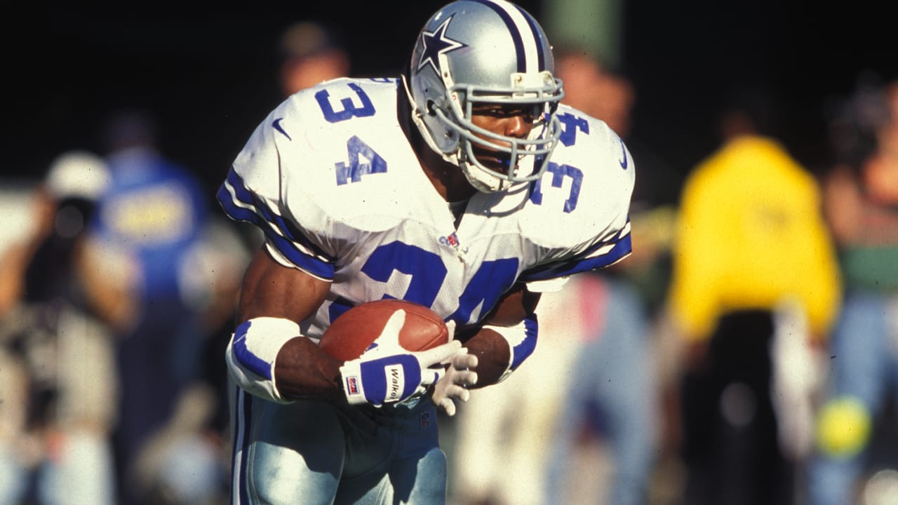 Throwback Thursday: 9 Years Apart, Walker Speeds Past Patriots Twice