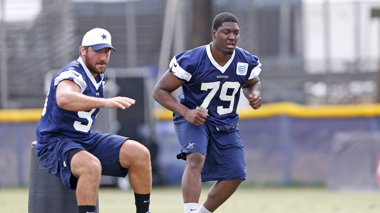 DE Kenneth Boatright Taken To Nearby Hospital After Neck Injury In Practice