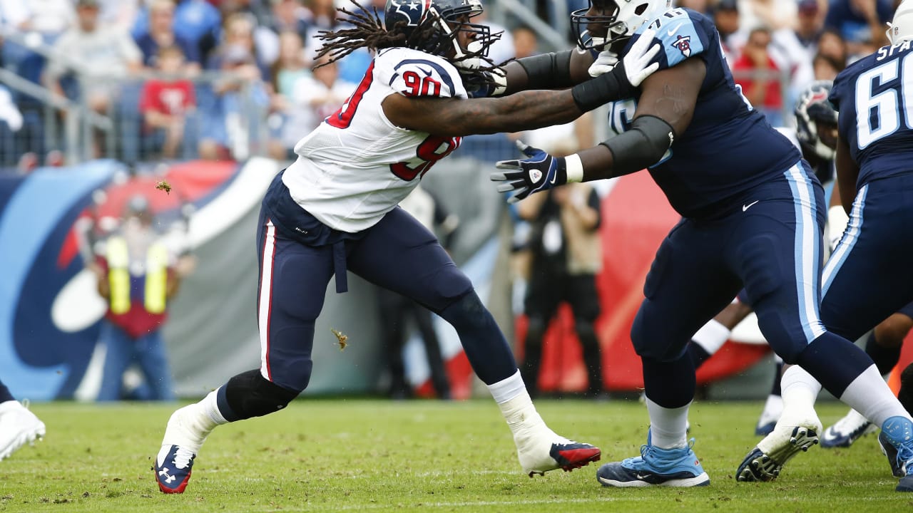 Scouting Report: New Signing Byron Bell Is Powerful, Versatile, Savvy