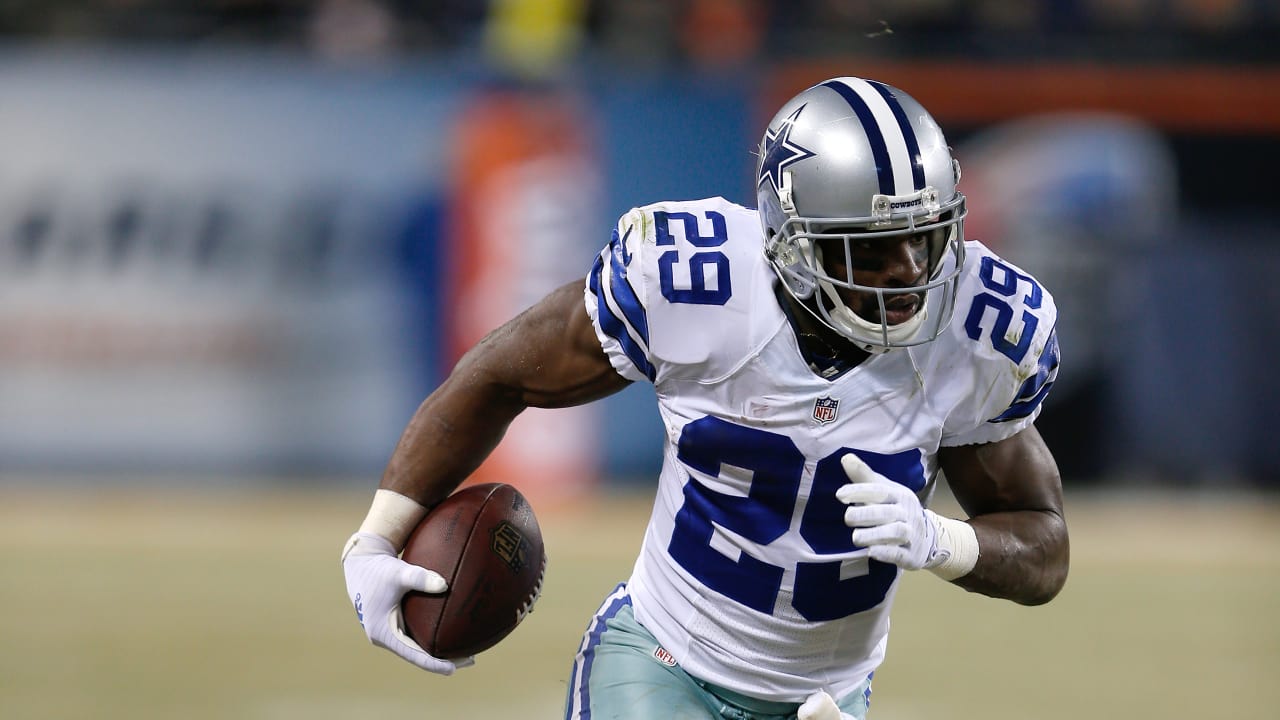 Murray More Focused On Wins Than Approaching Rushing Milestones