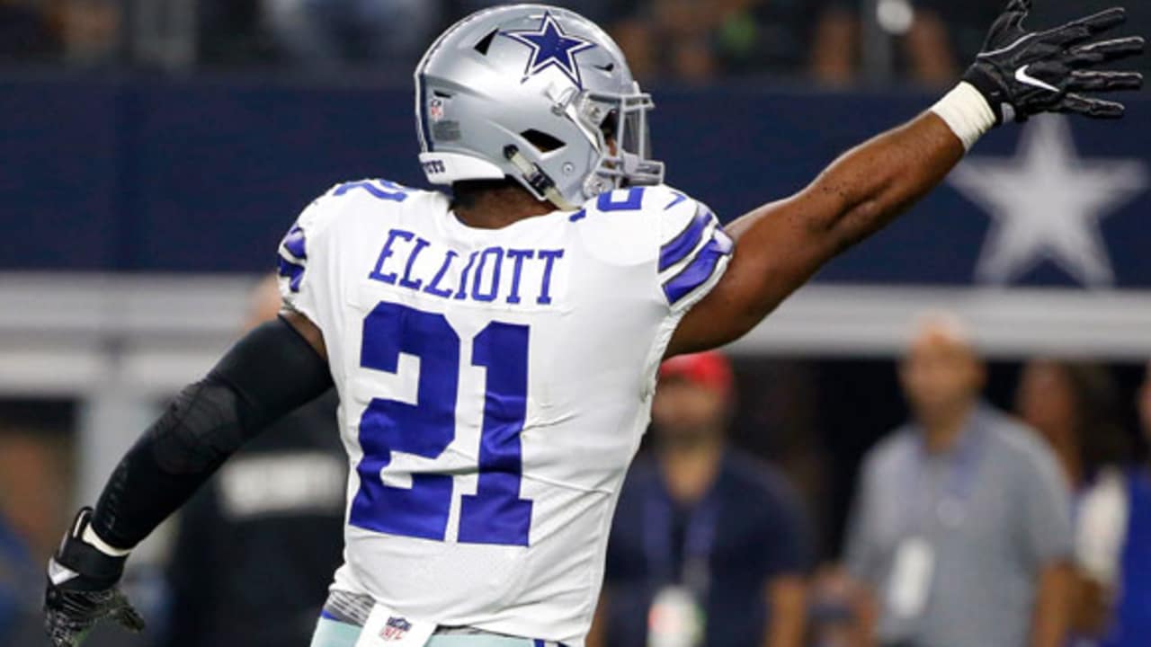 Game Recap: Elliott Makes Debut, Rush Again Shines in 24-20 Win