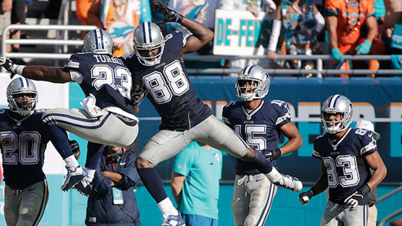 Tony Romo Finds Dez Bryant In The Miami Endzone
