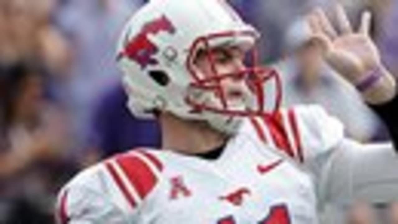 Recognizable QBs Among Several At Dallas Day Workout