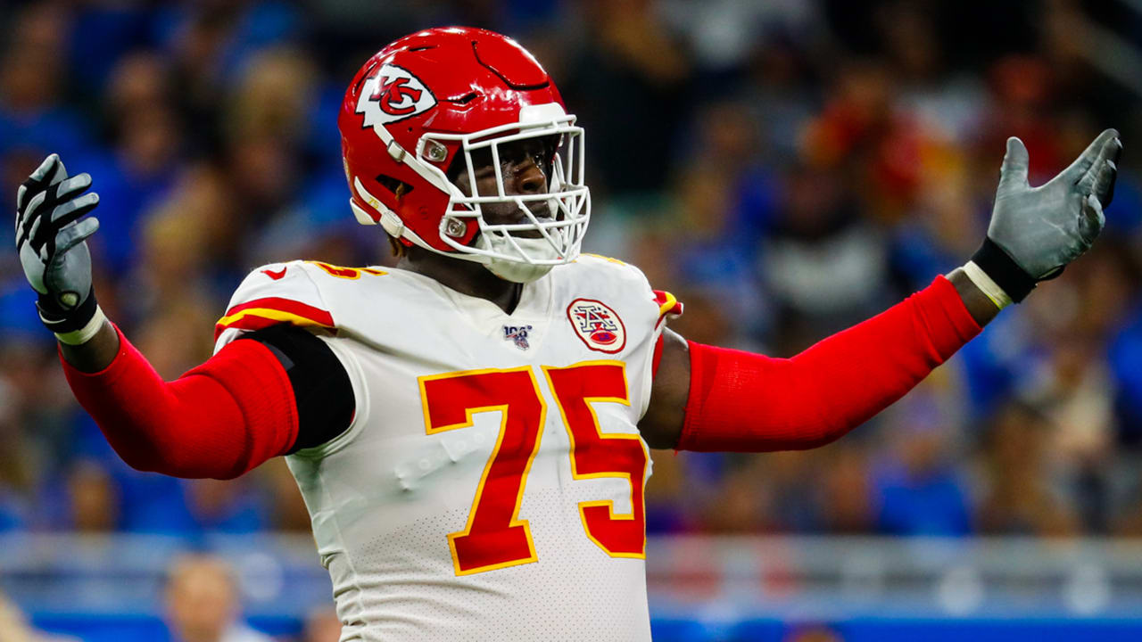 Veteran Lineman Cameron Erving Agrees To Terms