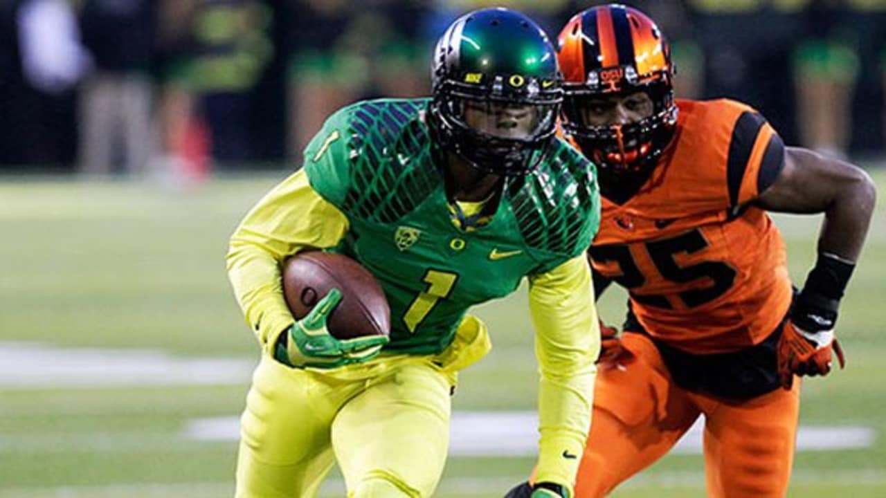 Final Draft: Josh Huff Could Replace Miles Austin