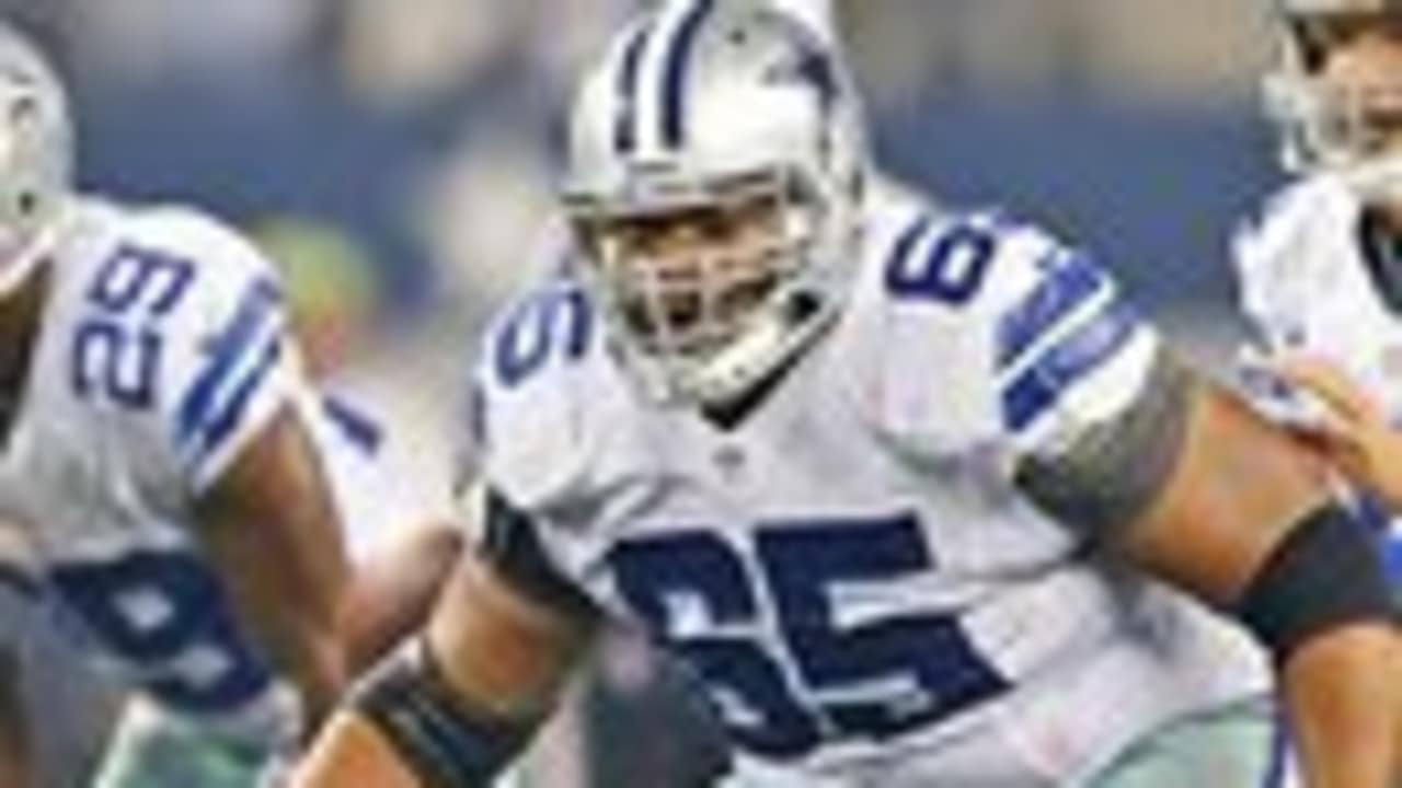 Garrett Gives Positive Reviews For Two OL In First NFL Starts