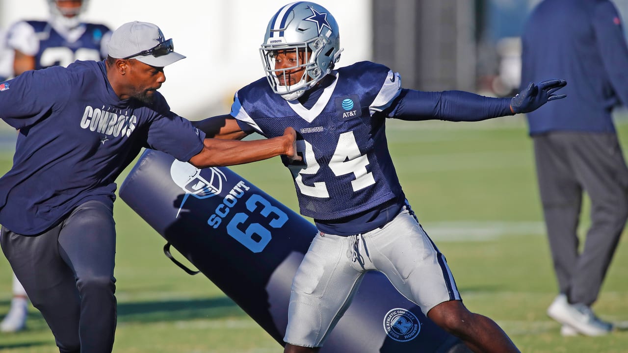 Awuzie regresa a mitad de un año desastroso para los CBs