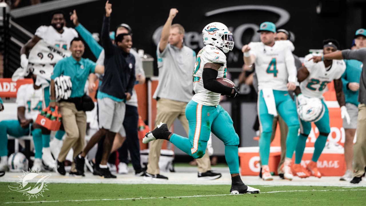 PHOTOS: Gameday - Dolphins at Raiders - Week 3