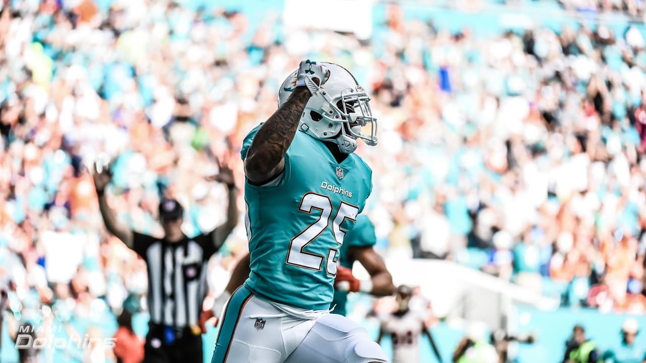 Xavien Howard Gets A Pick-Six