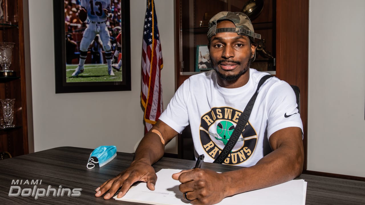 Miami Dolphins Sign CB Justin Coleman