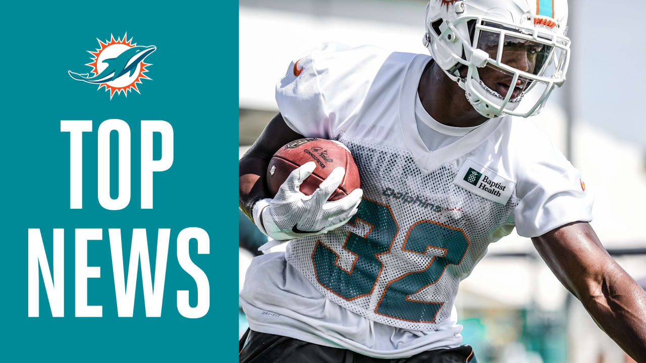 Top News: Dolphins Add Allen Hurns, Kenyan Drake's New Approach