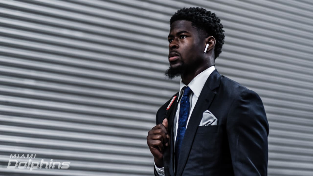 Isaiah Ford Launches ‘Be the Change’ Scholarship Fund