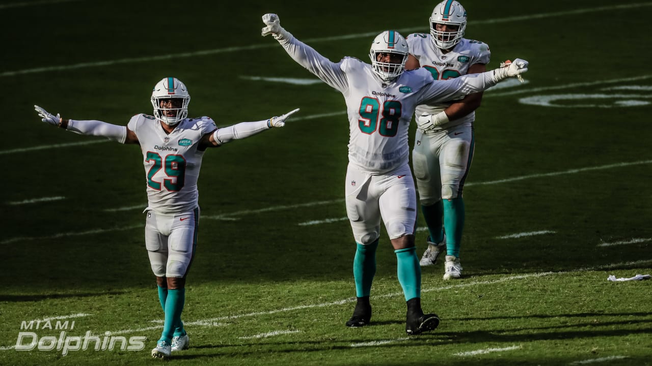 Photo Gallery: Top 25 Photos | Rams at Dolphins