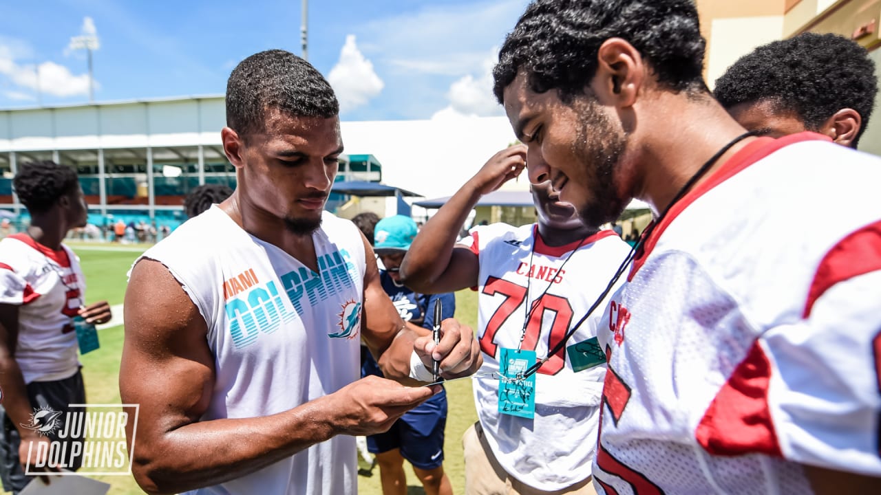 Miami Dolphins Host Northeast High School & the Delray Rocks & Miramar ...
