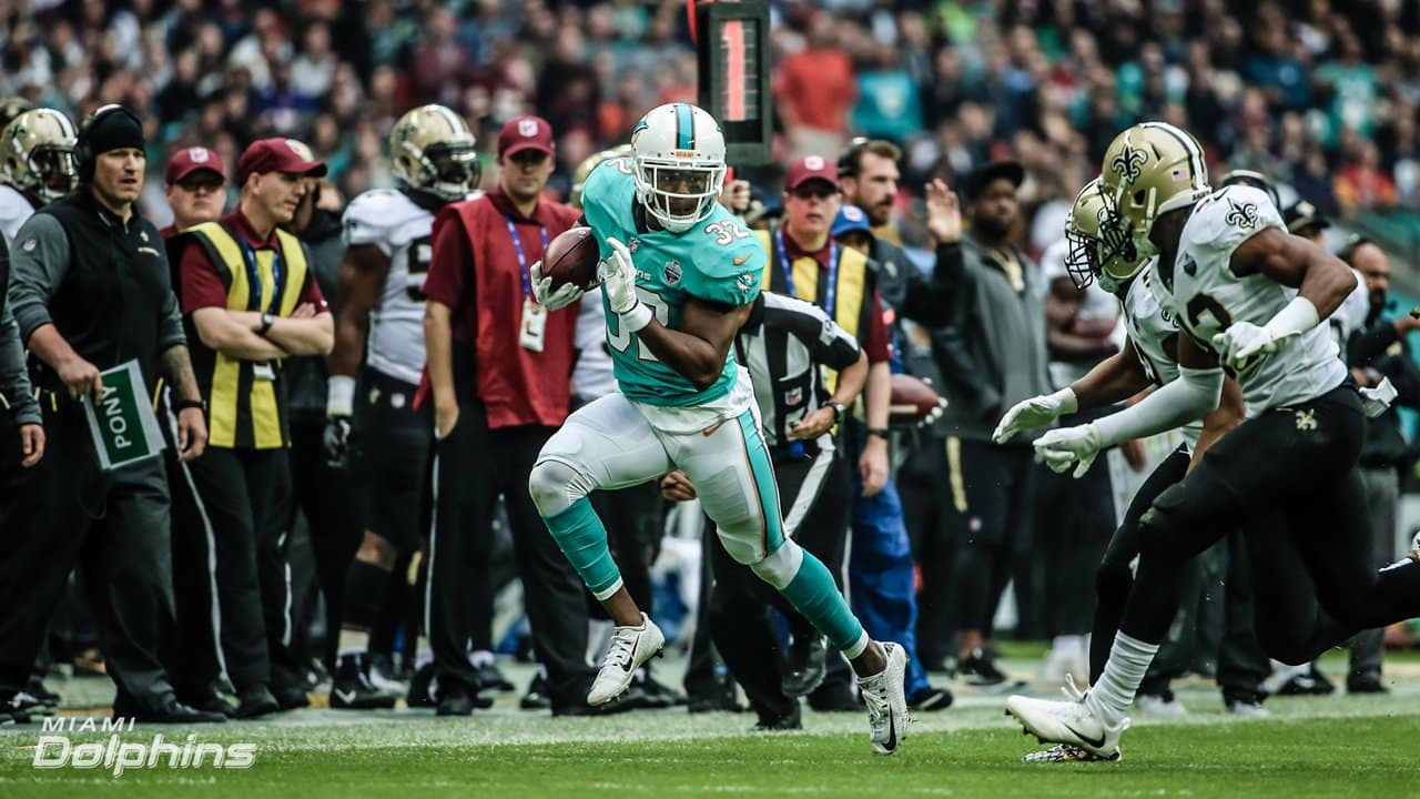 DOLPHINS DARKROOM: Dolphins vs. Saints at Wembley Stadium