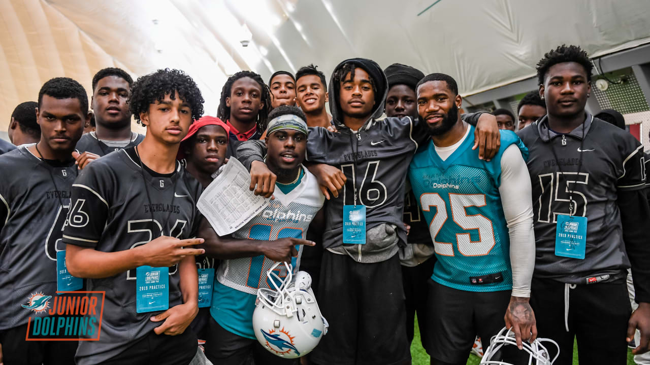 Miami Dolphins Host Everglades High School At OTA Practice