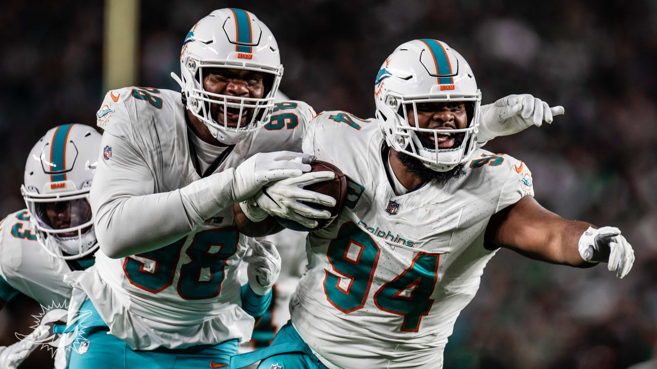 Bradley Chubb Forces Strip-Sack on Jalen Hurts, Christian Wilkins Recovers in Eagles Territory