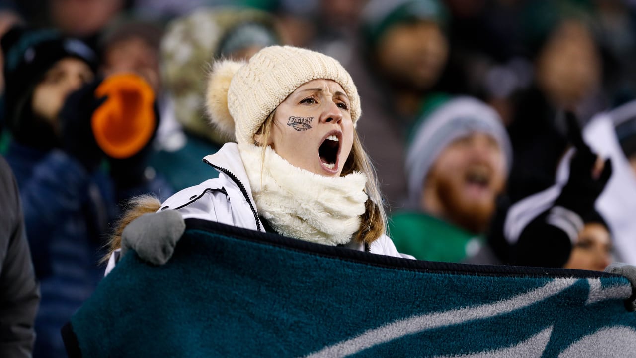 Best fan photos from the Wild Card Round | 2019 season