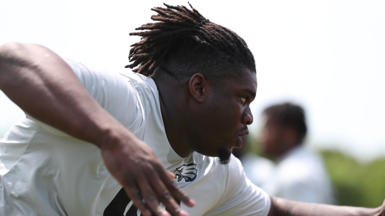 Eagles Offseason Program | On-field action heats up