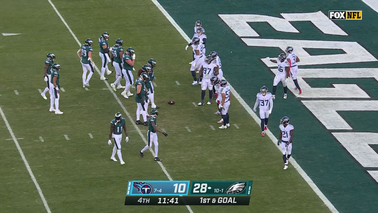 Highlight: Jason Kelce's lead block creates open run lane for Miles ...