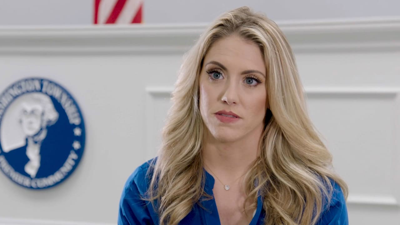 Meet Dana Pasqualone: Eagles Cheerleader and New Jersey councilwoman