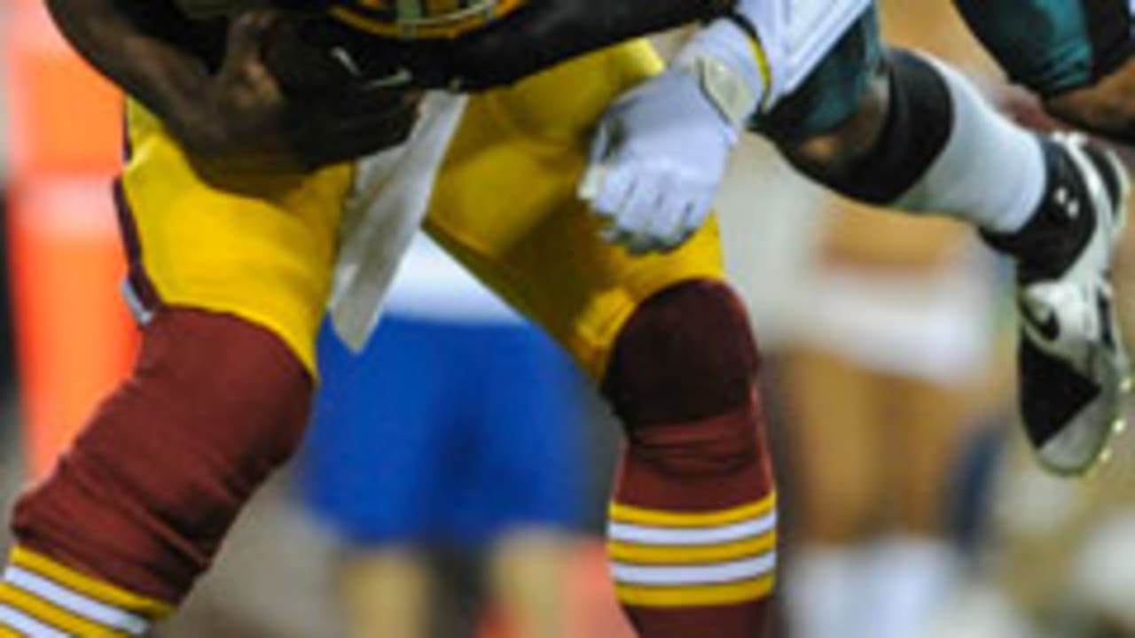 Cary Williams Contributes In Big Way