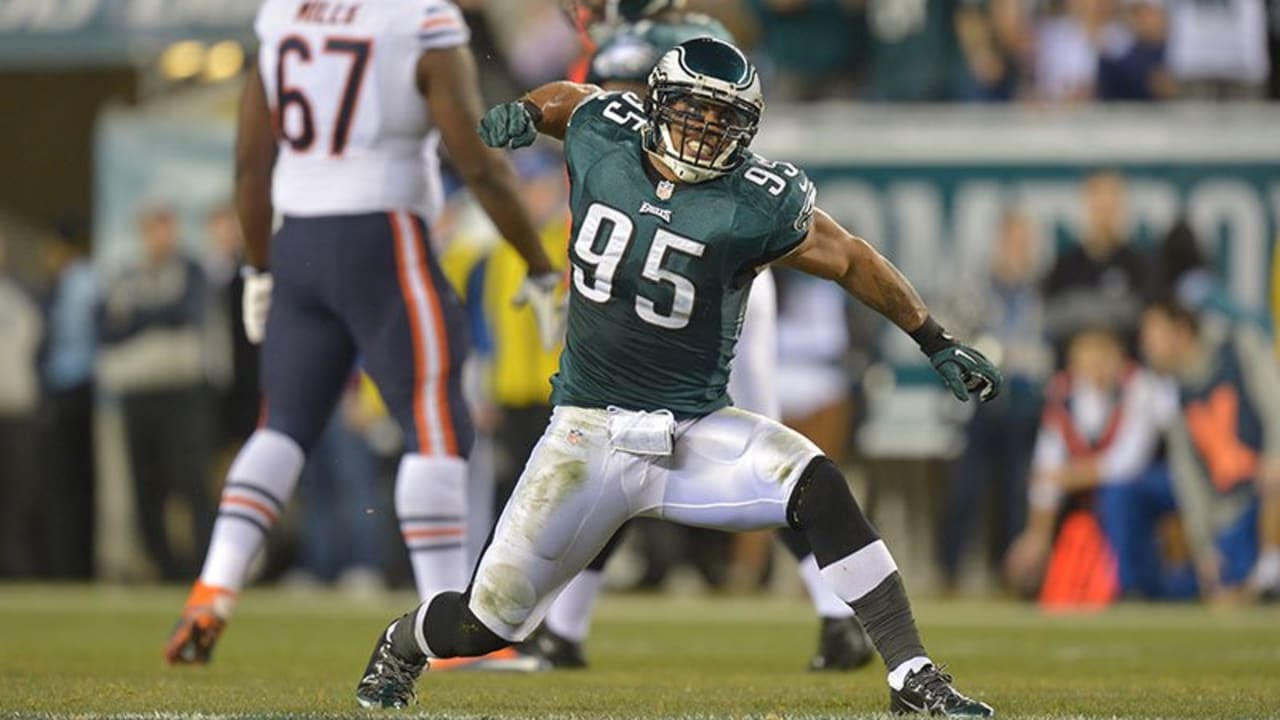 Second Quarter Recap: Eagles Hold 24-3 Lead