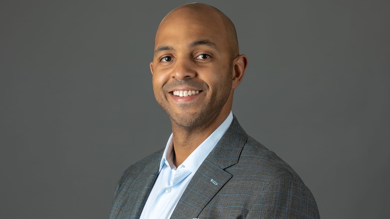 Bears hire Ian Cunningham as assistant GM