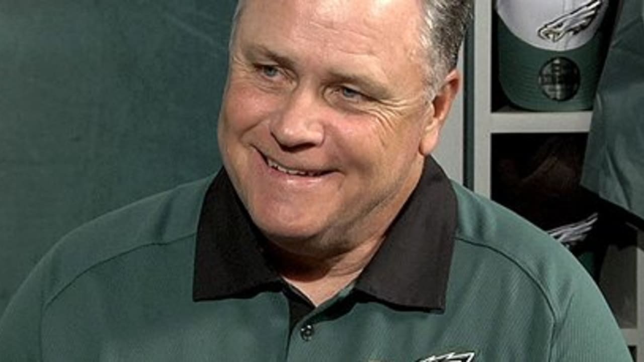 Minter Settling In With LBs