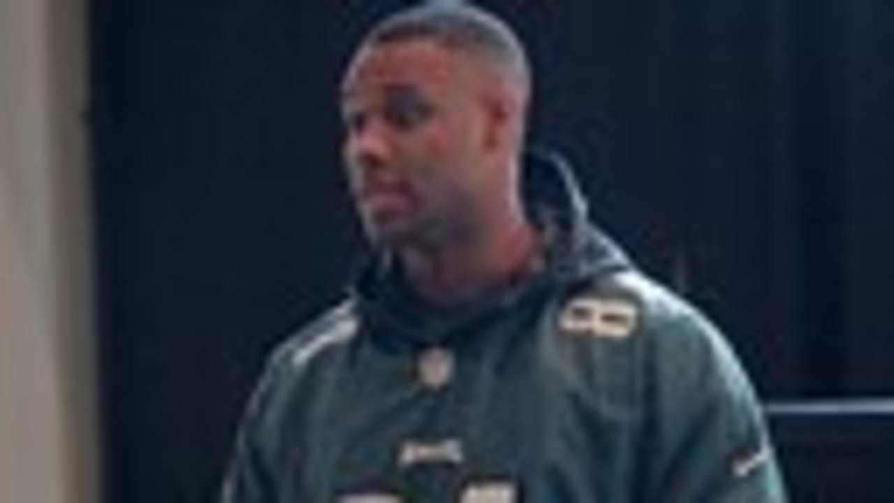 Matthews Inspires Students To Play 60