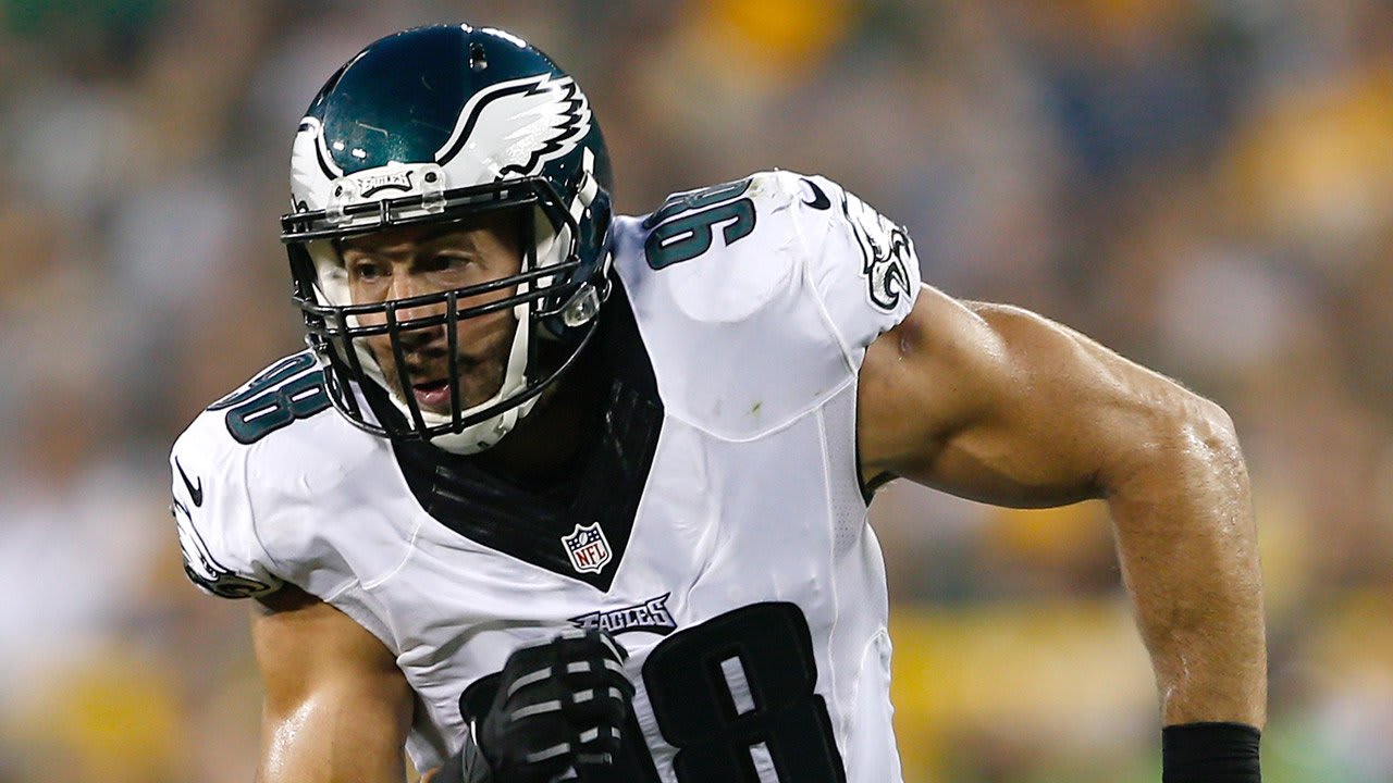 Eagles Live: Barwin Talks D-Line