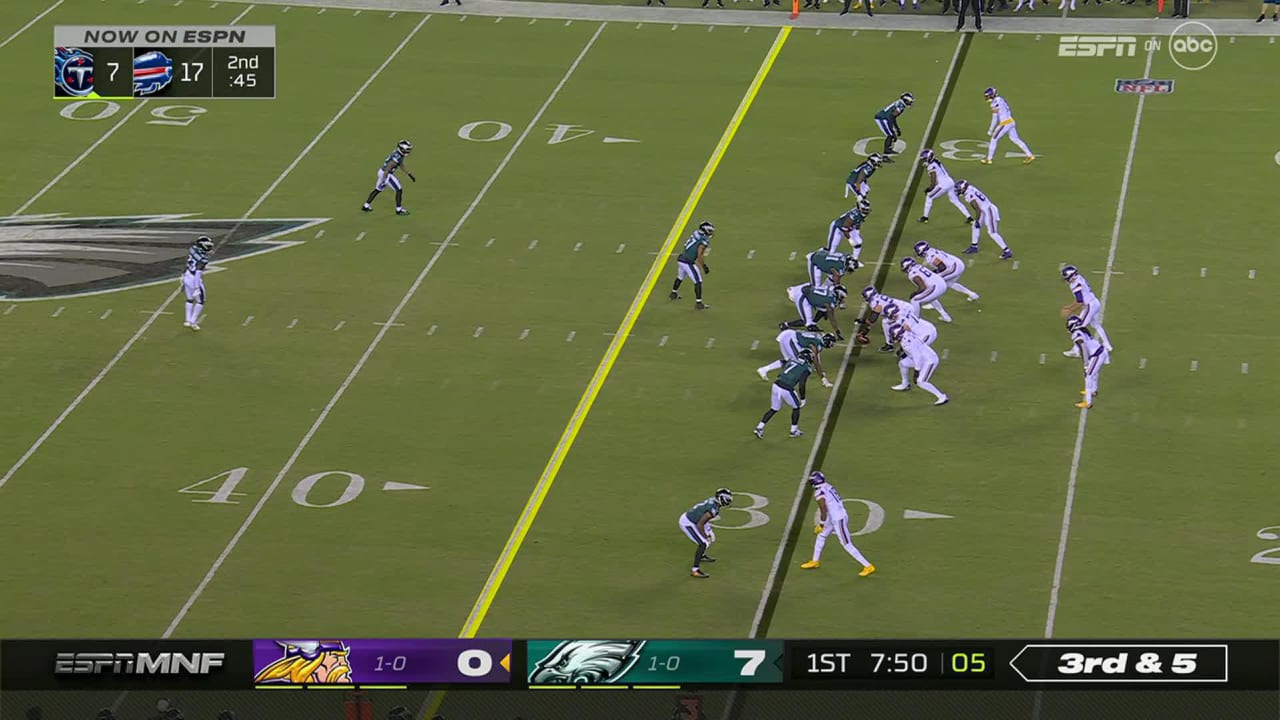 Highlight: Darius Slay breaks up the pass to Justin Jefferson on third down