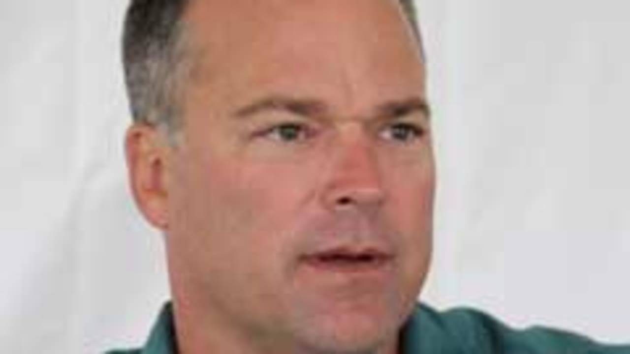 Davis Explains The Future Of The Defense