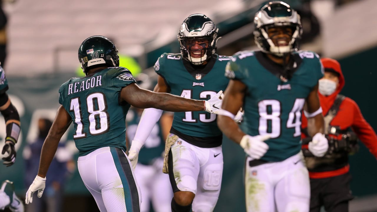 Highlight: Carson Wentz with a 9-yard touchdown pass to Travis Fulgham ...