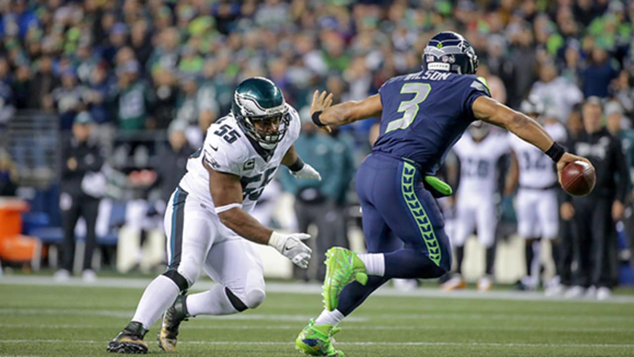 QB Wilson Proves Too Much For Eagles