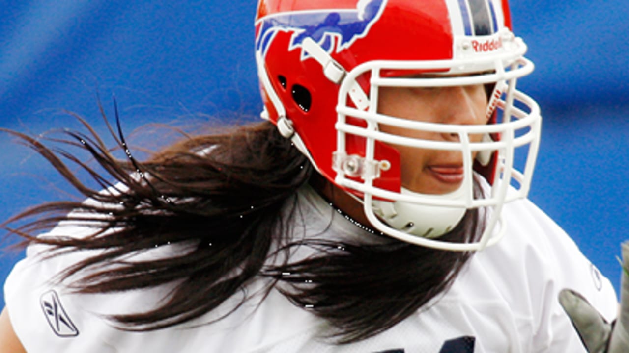 The Newest Eagle: Ed Wang Signs 2-Year Deal