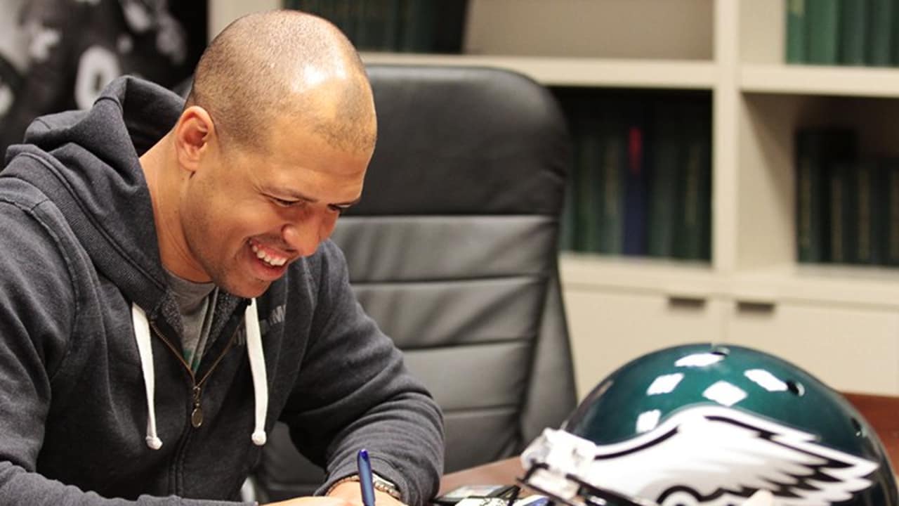Get To Know: Miles Austin