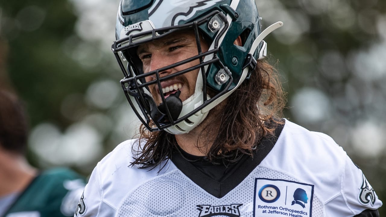 Joe Ostman named Ed Block Courage Award winner