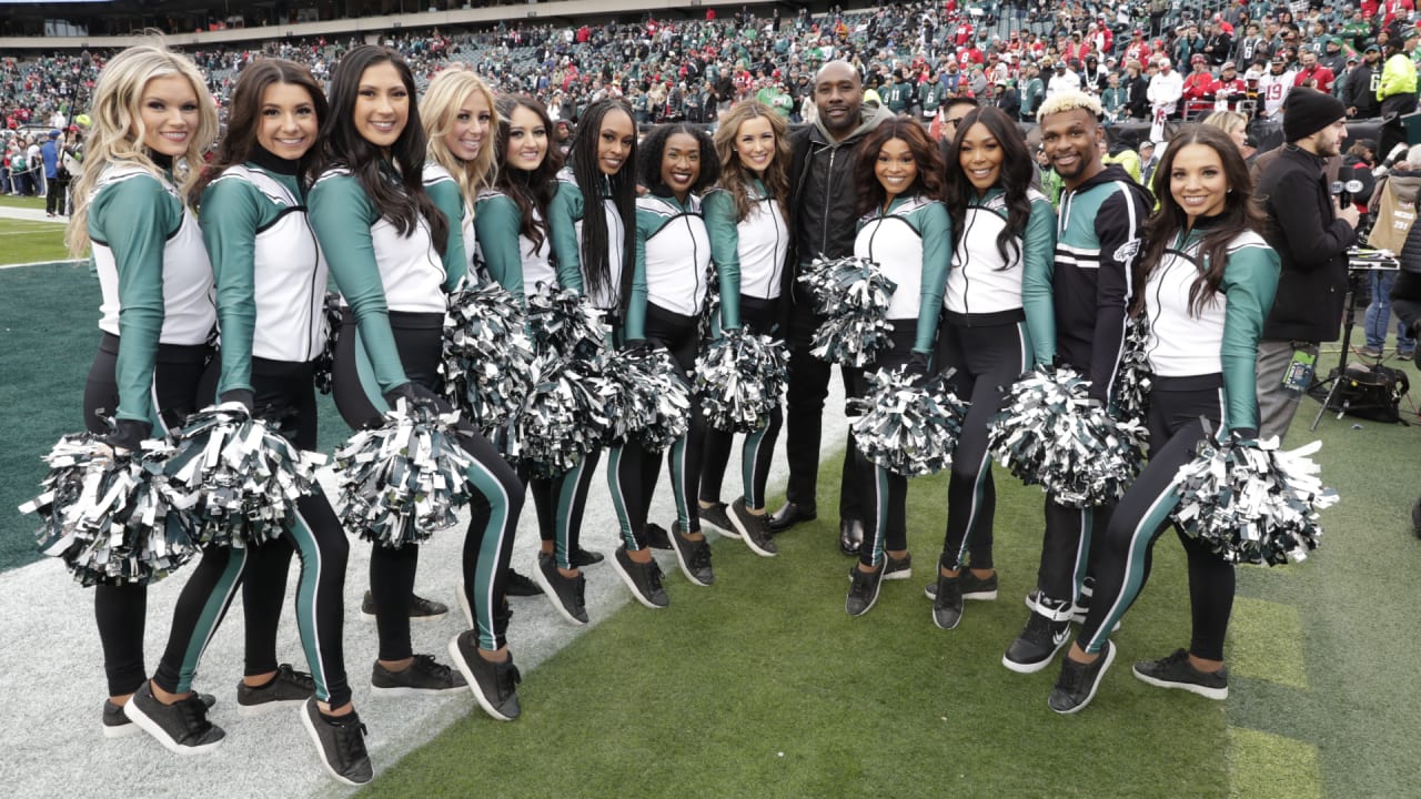 Eagles Cheerleaders on Gameday: NFC Championship Game