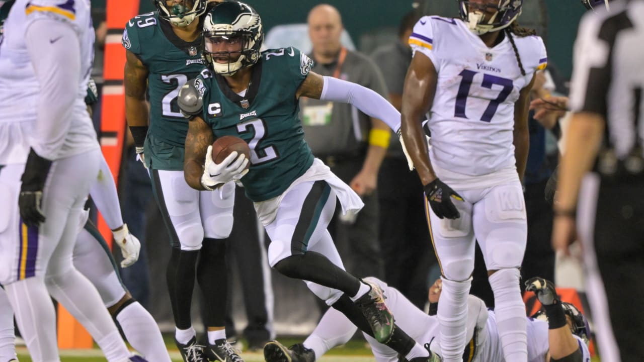 Highlights: Darius Slay snags 2 INTs in matchup vs. Justin Jefferson