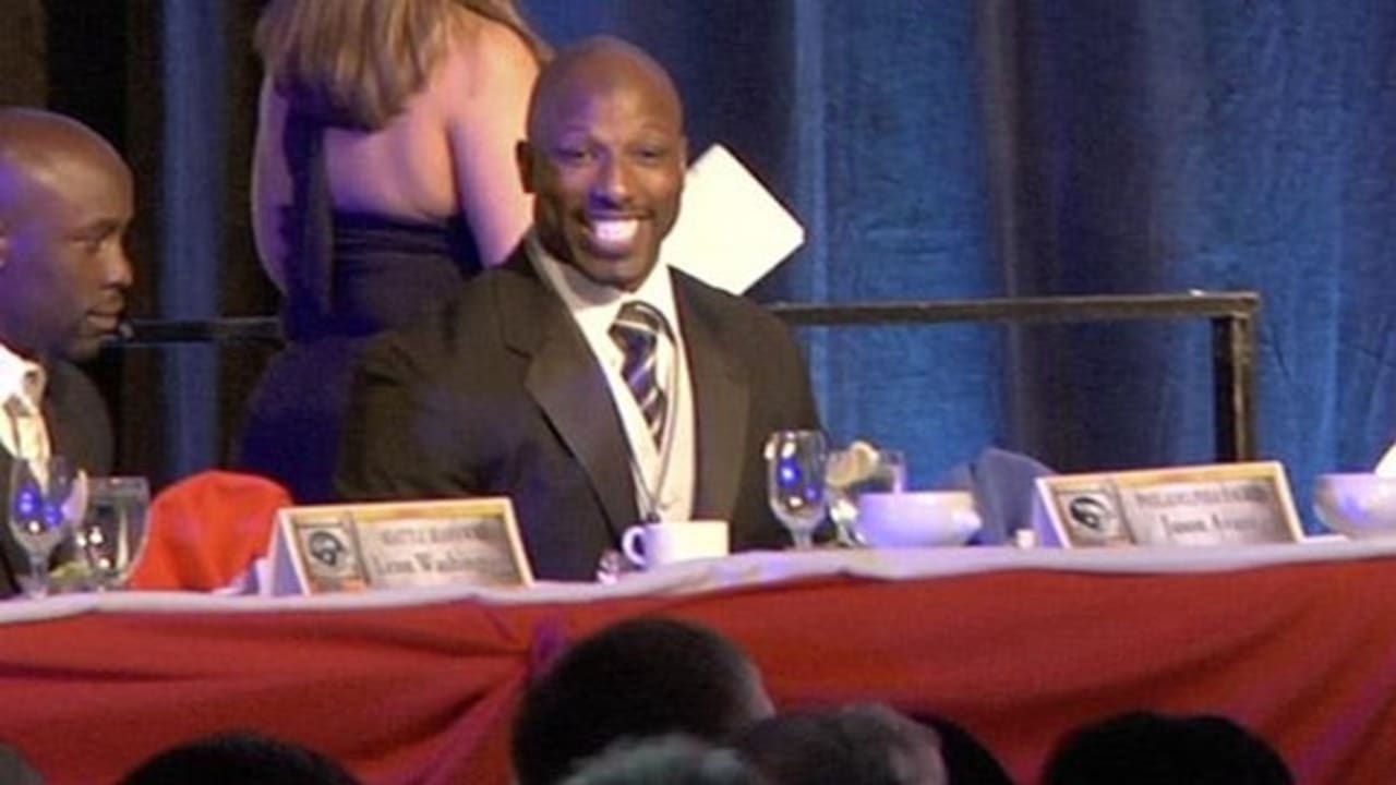 Avant, Staff Honored At Award Ceremony