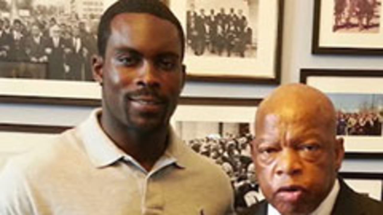 Michael Vick, Rep. Lewis Meet In D.C.