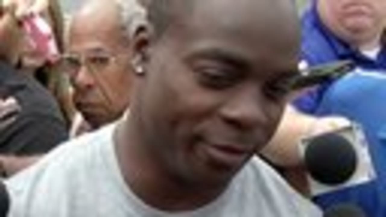 Video: Maclin Updates Rehab Progress