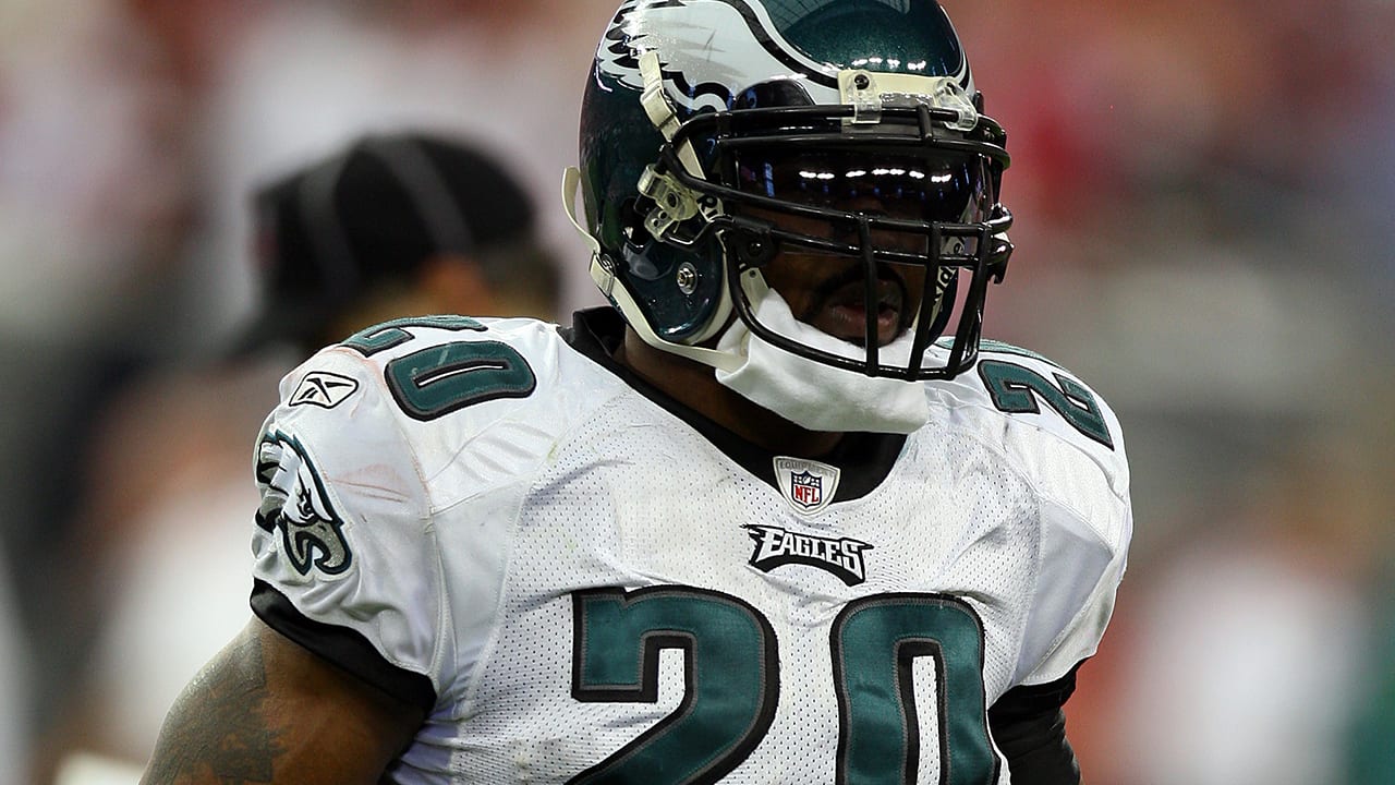 Troy Vincent And Patrick Sapp Present Brian Dawkins At 2018 Hall Of Fame