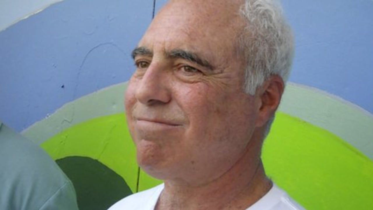 Lurie At The Playground Build