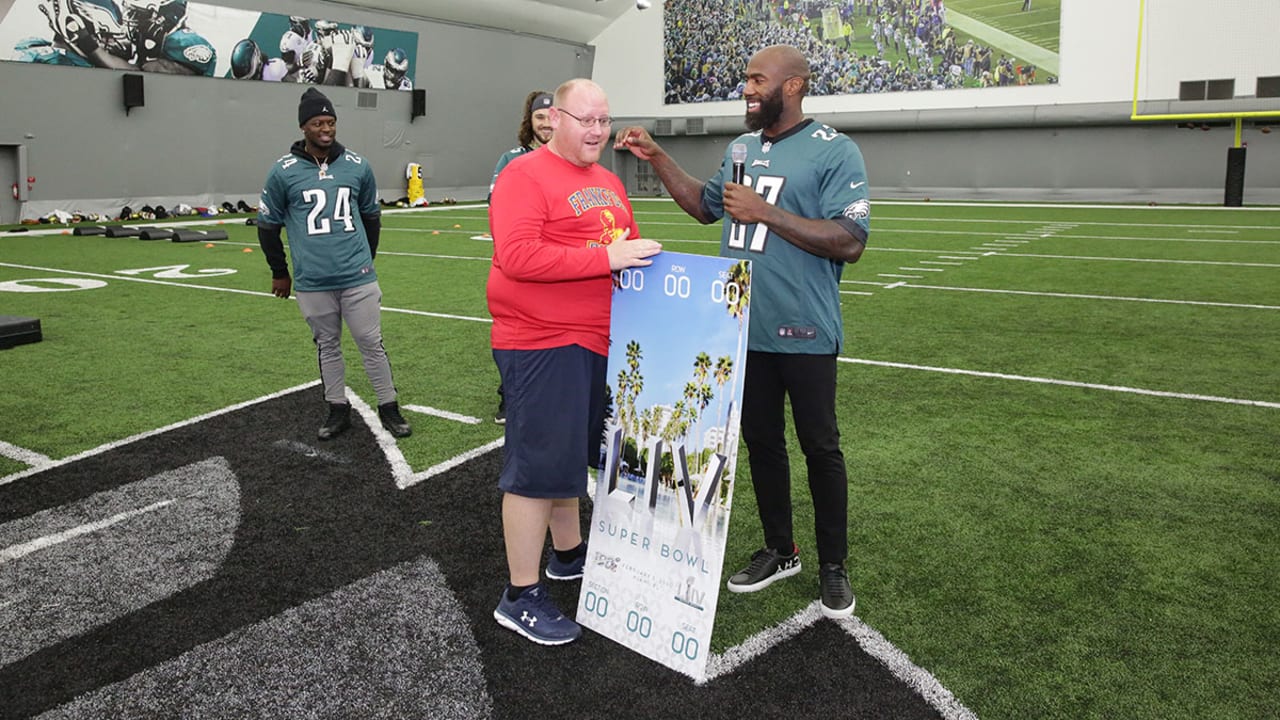 Frankford head coach Bill Sytsma receives Super surprise