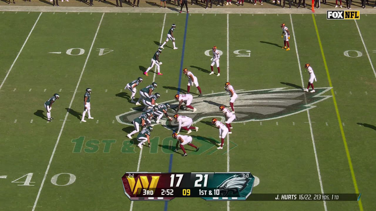 Highlight: Dallas Goedert makes diving catch for 17 yards