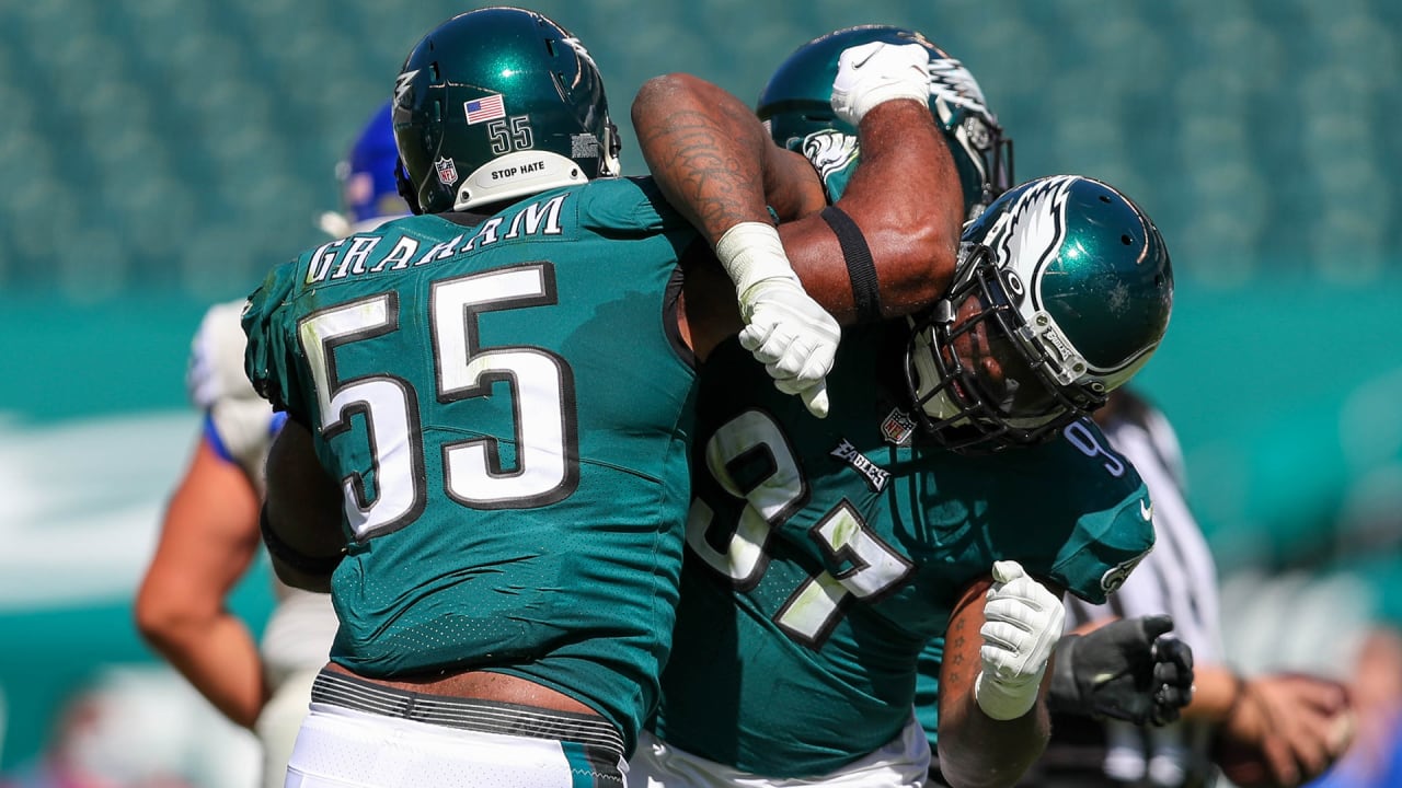 Highlight: Brandon Graham stunts inside to drop Goff for key third-down ...